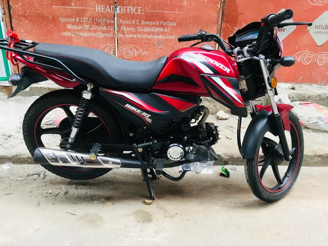 Runner Bike RT vs Regal Raptor Daytona 125 | Compare Bikes | BikesGuide